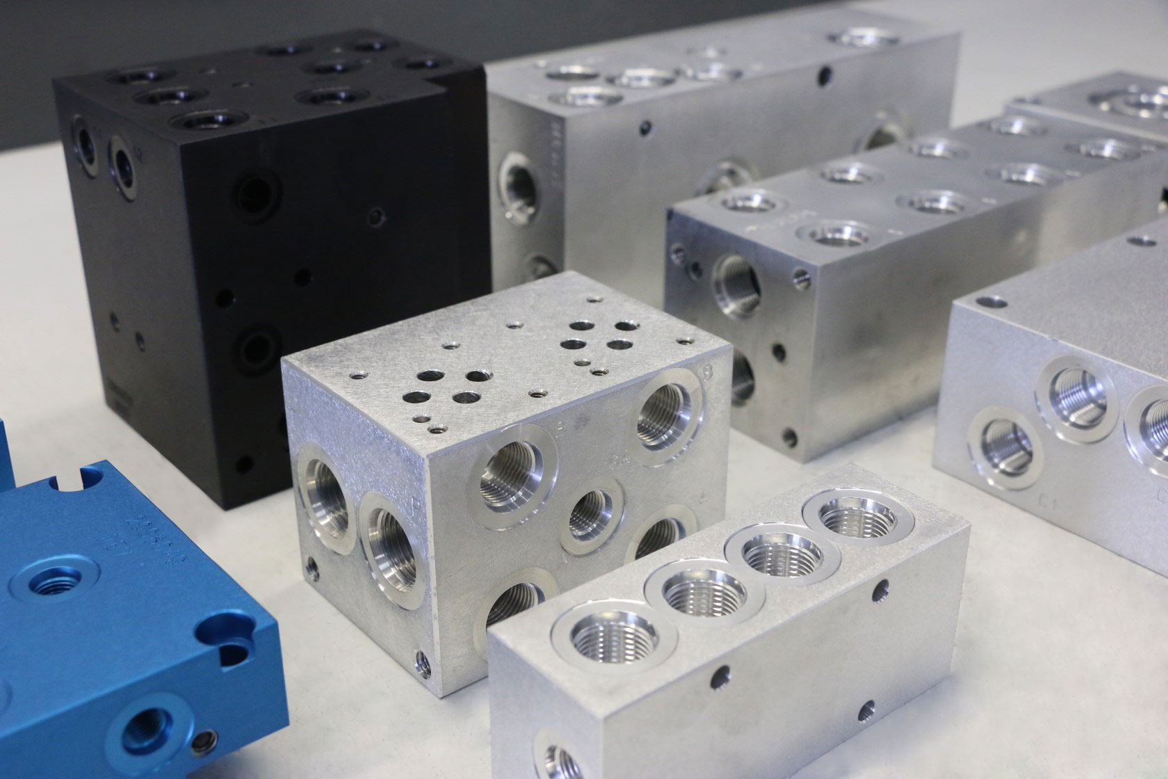 Fluid Power Manifolds - International Fluid Power Inc.