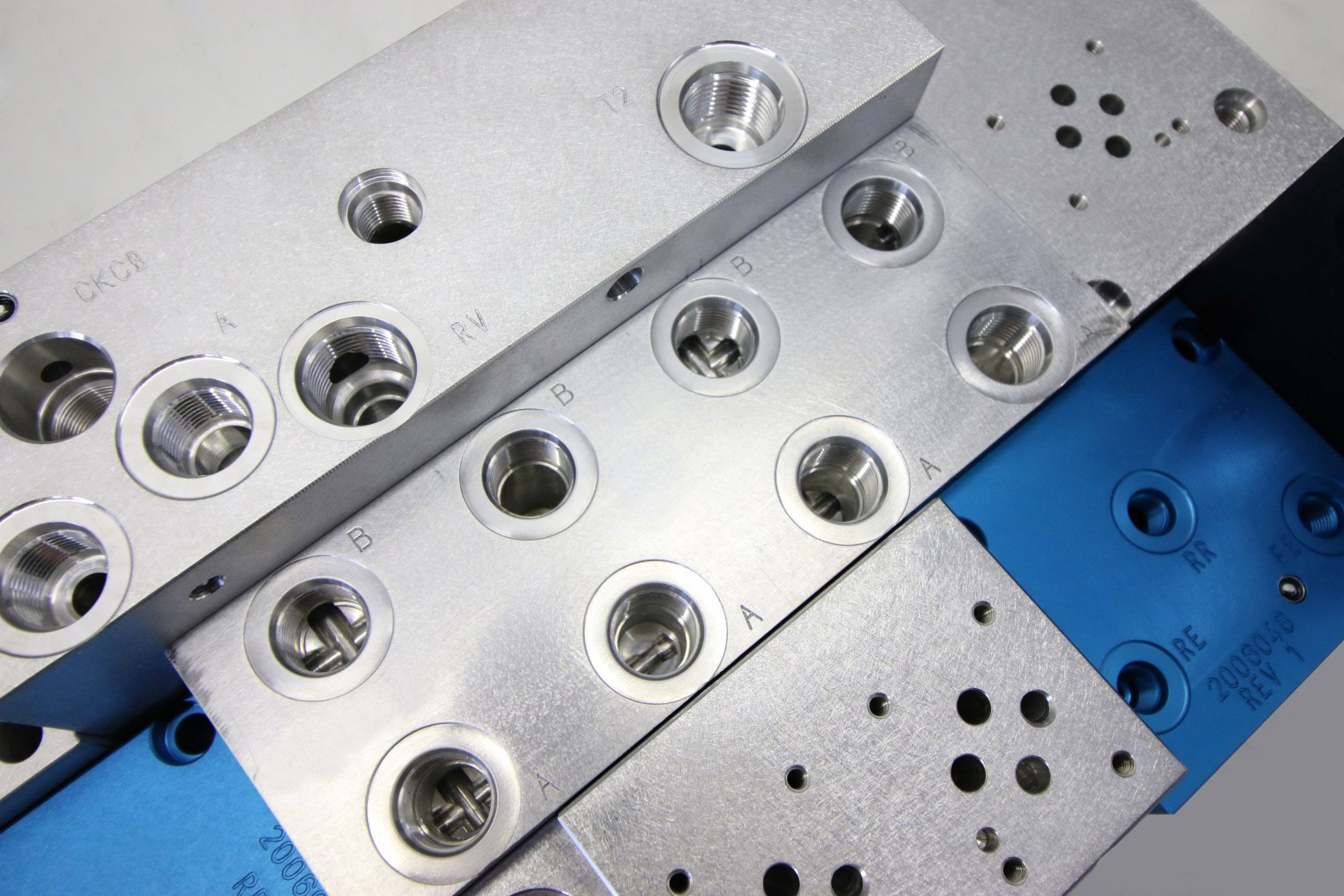 Fluid Power Manifolds - International Fluid Power Inc.